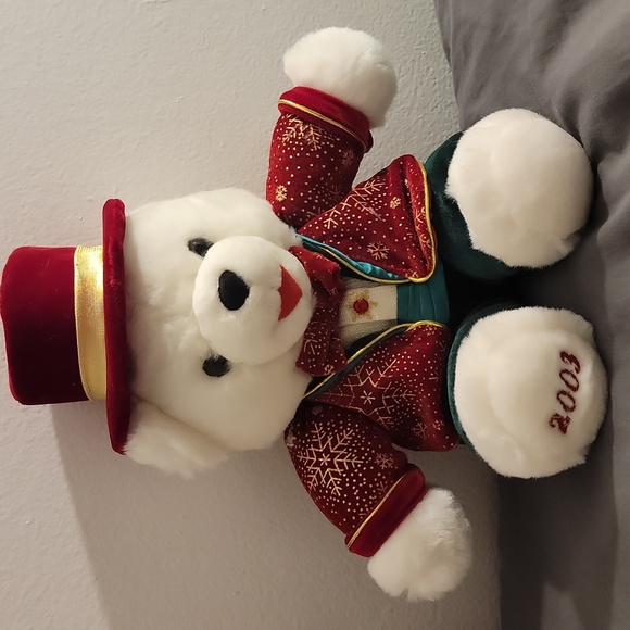 Dan Dee | Other | Vintage Dan Dee Christmas Bear 203 Stuffed | Poshmark